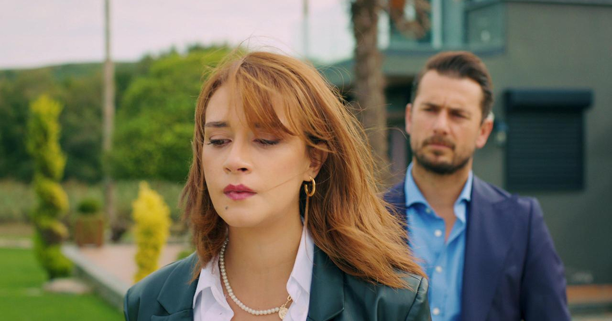 Neden kaçıyorsun Elif? - Aşk ve Umut - Özel Klipler