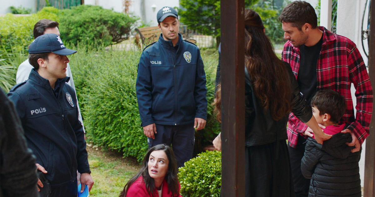 Aslan'ın velayeti Narin'e geçti! - Kraliçe - Özel Klipler