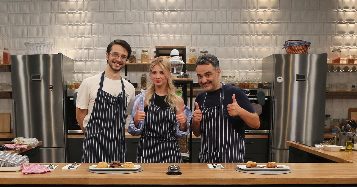 Arda ile Omuz Omuza 166. Bölüm - ZEYNEP ATILGAN ve ARDA ARANAT İzle