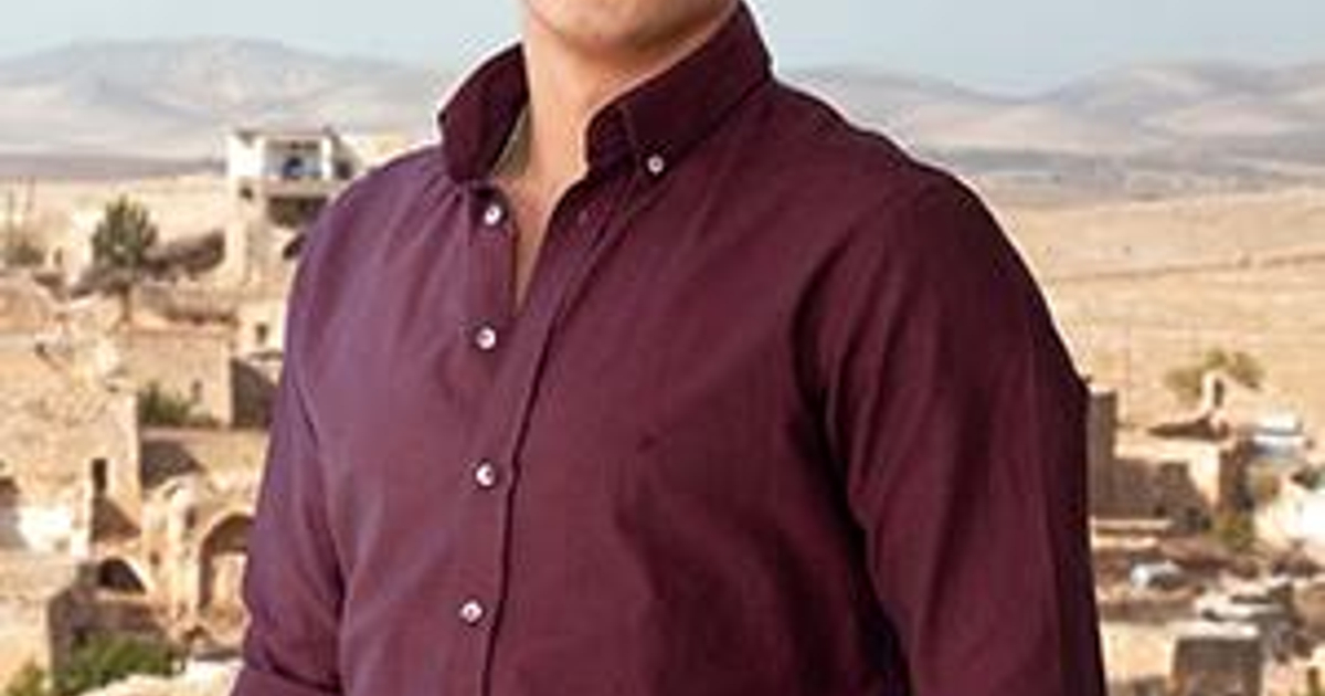 ATAKAN ÖZKAYA - Uzak Şehir - Oyuncular