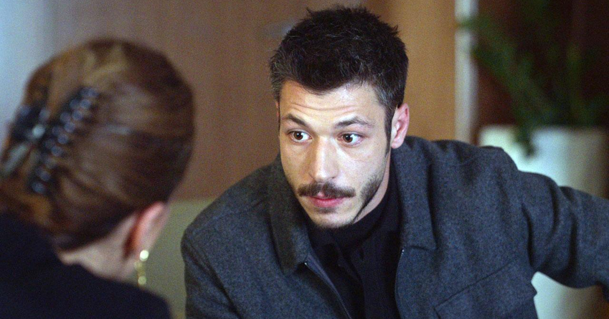 Cihan Semi'yi terk etti! - İnci Taneleri - Özel Klipler